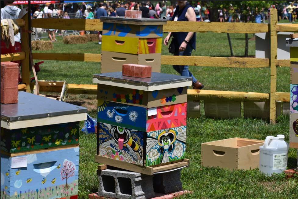 Get involved! – Manassas Bee Festival Saturday, 6/21/25 Liberia House & Grounds 8601 Portner Ave.